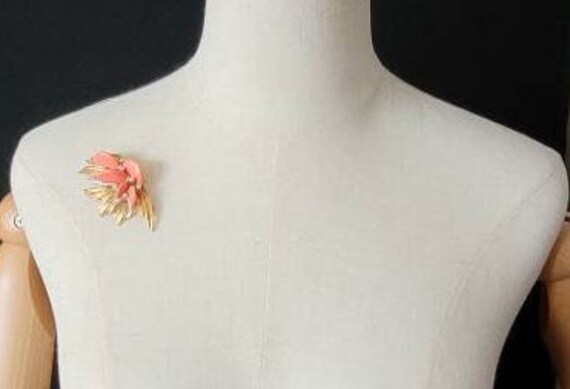 Marcel Boucher High Dome Statement Brooch/ Bullet Cab… - Gem