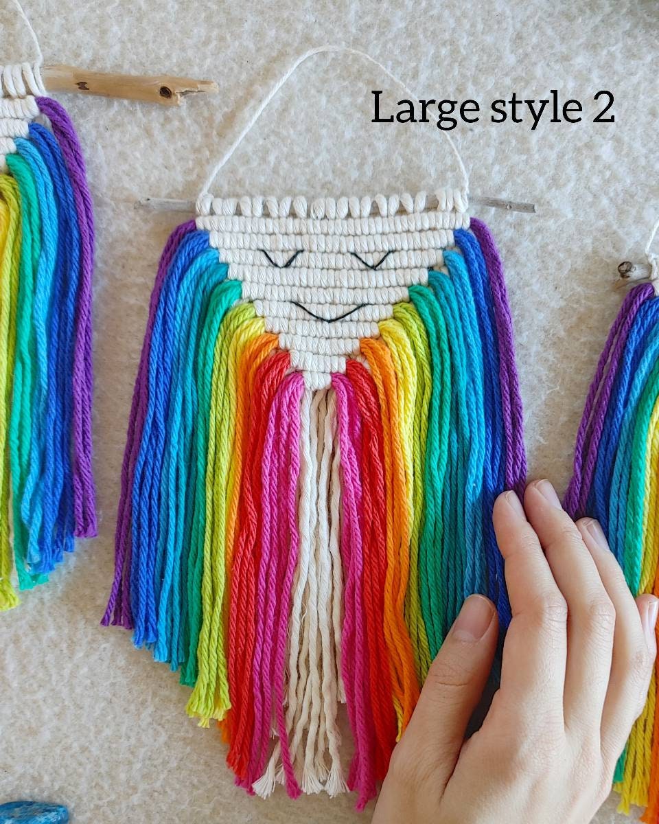 Zen Face Rainbow Wall Hanging / Mini Rainbow Macrame / Smiley Face Wall ...