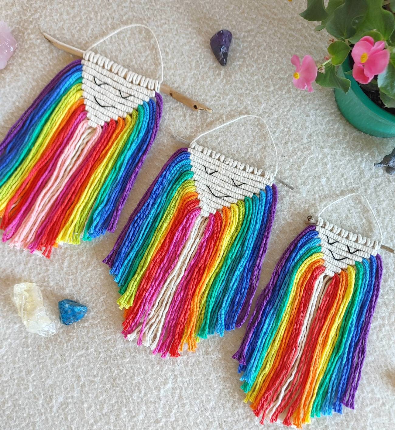 Zen Face Rainbow Wall Hanging / Mini Rainbow Macrame / Smiley Face Wall ...