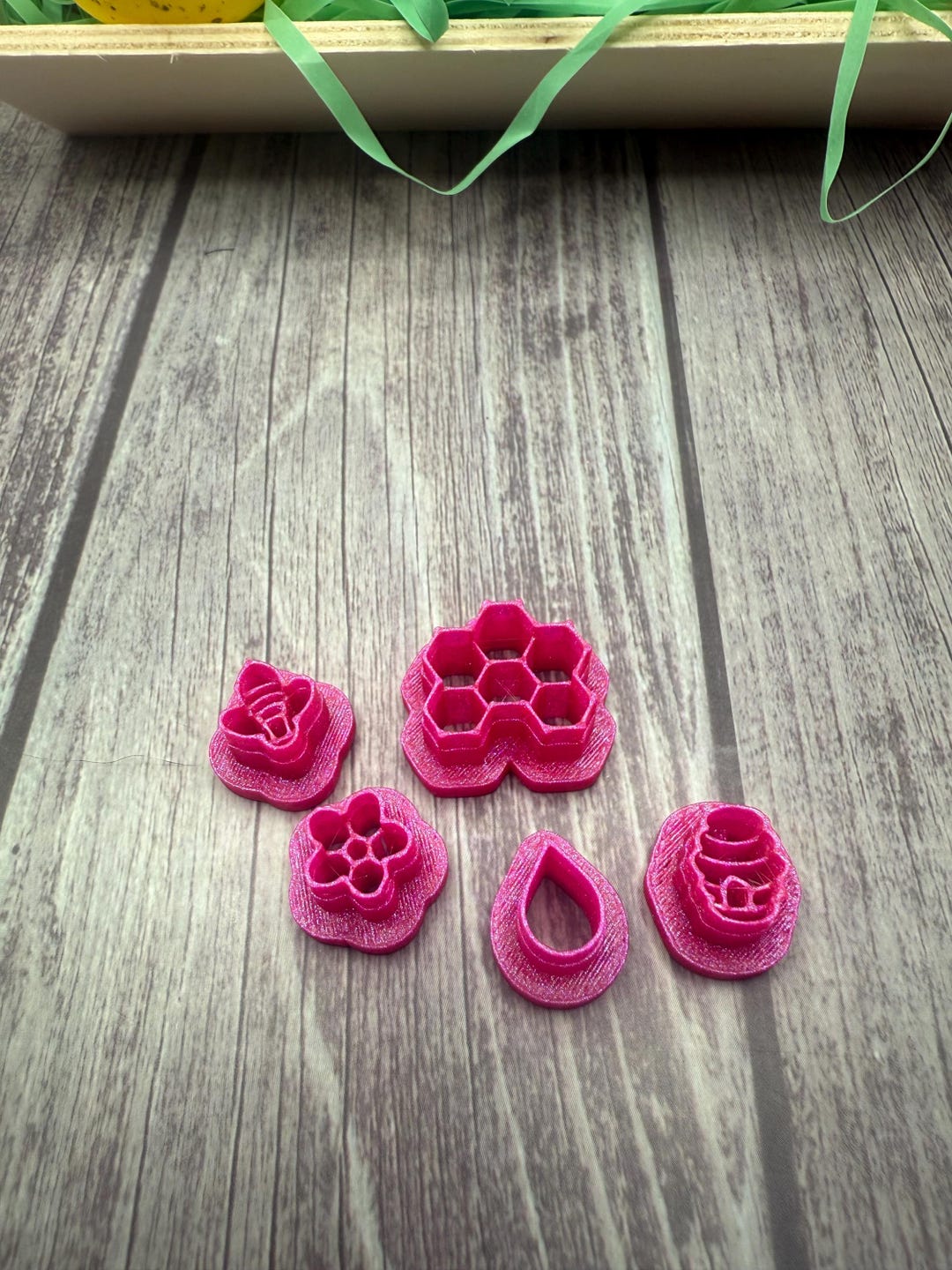Beehive With Minis Polymer Clay Cutter, Sharp Edge, Cute Micro, Bee ...