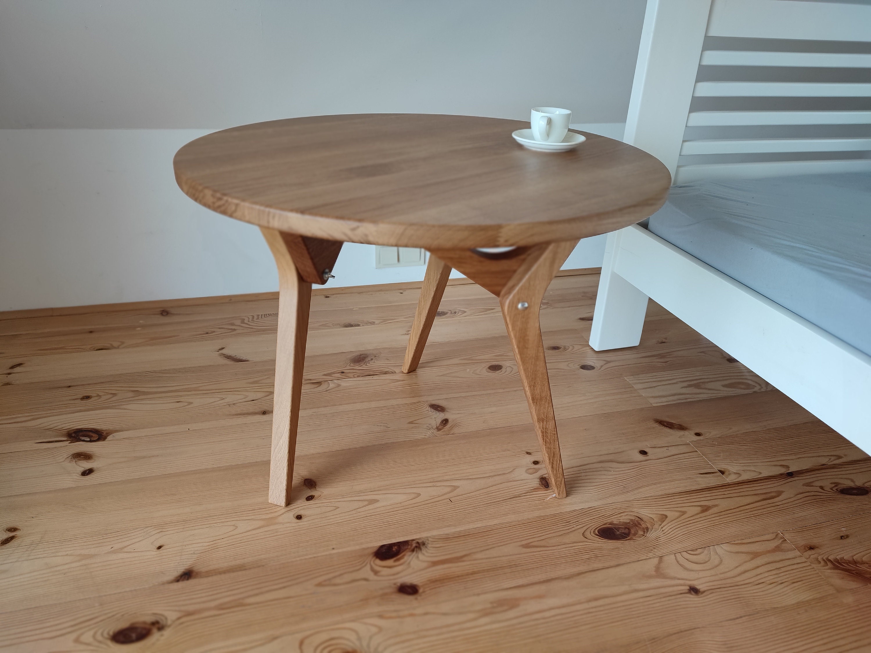 Transformable Round Solid Wood Coffee Table 2 in 1 With Variable Height ...