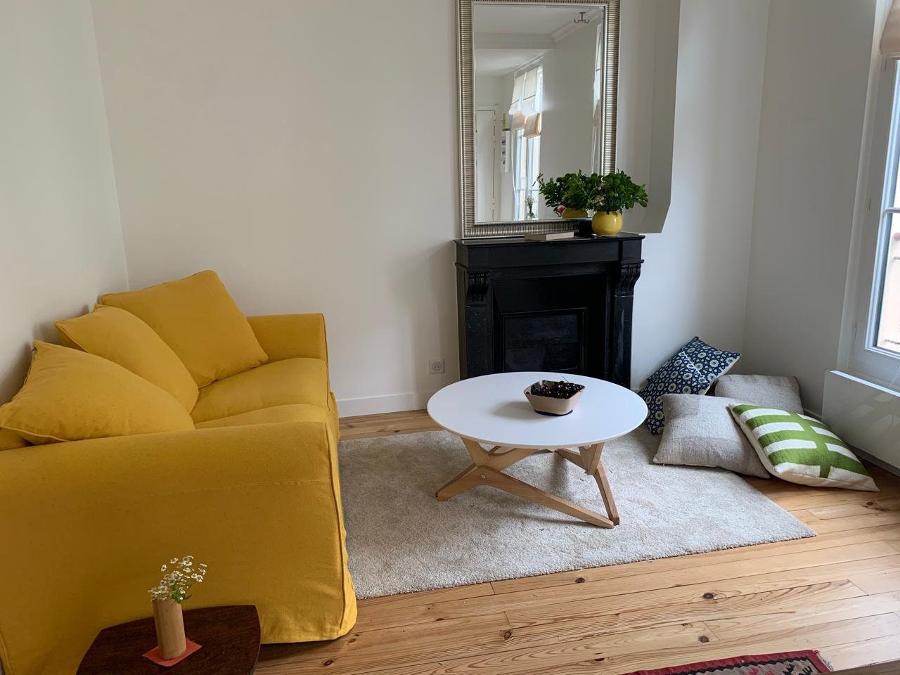 White Coffee Table | Transformer Round Wooden Coffee Table 2 in 1 ...