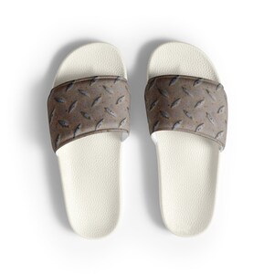 Men’s Slides With Diamond Steel Plate Design, Steel Plate Print Sandals ...
