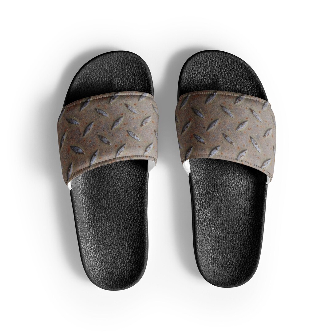 Men’s Slides With Diamond Steel Plate Design, Steel Plate Print Sandals ...