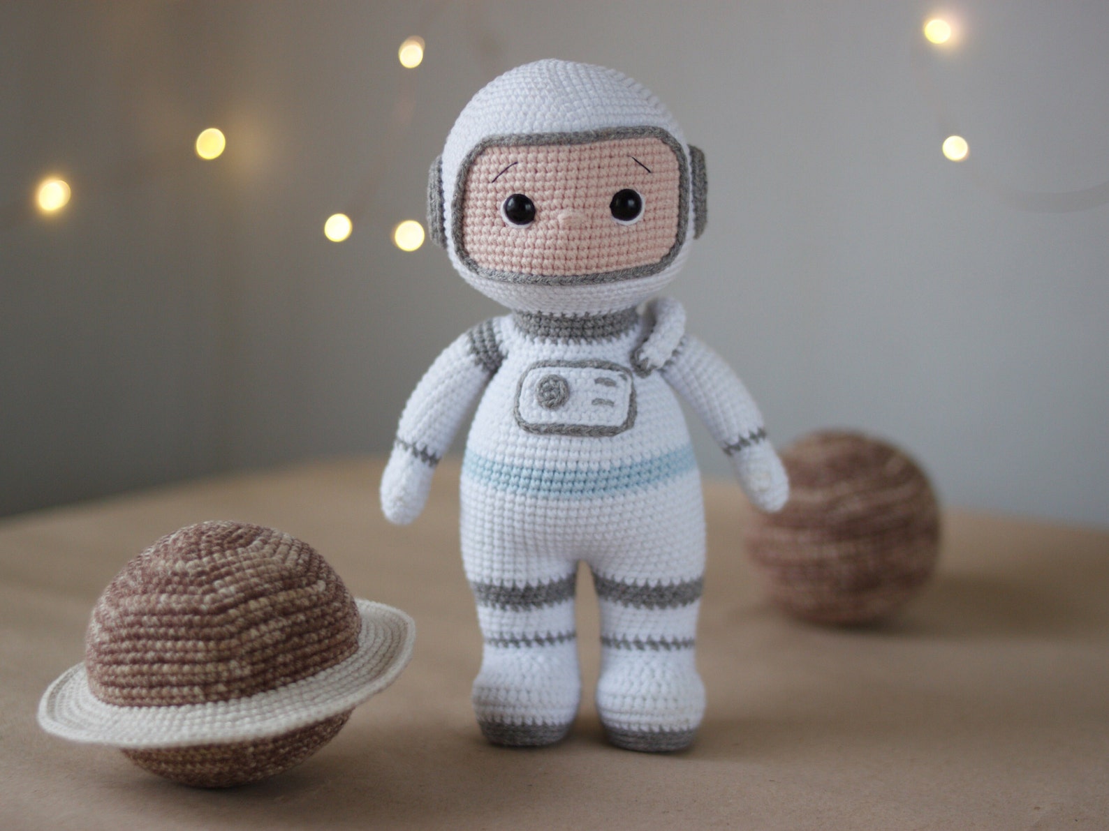 ASTRONAUT Crochet Pattern in English. Amigurumi Spaceman With the ...