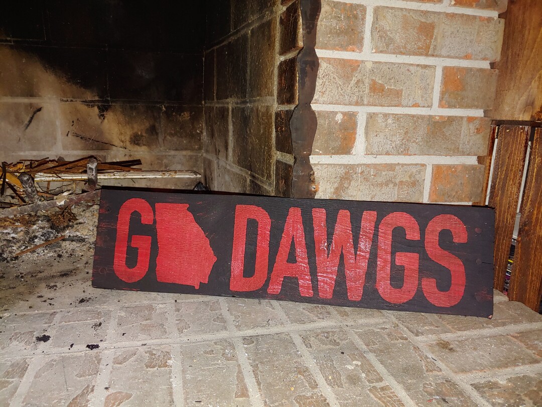 GA Dawgs Rustic Wood Sign | Georgia Football Decor - Etsy