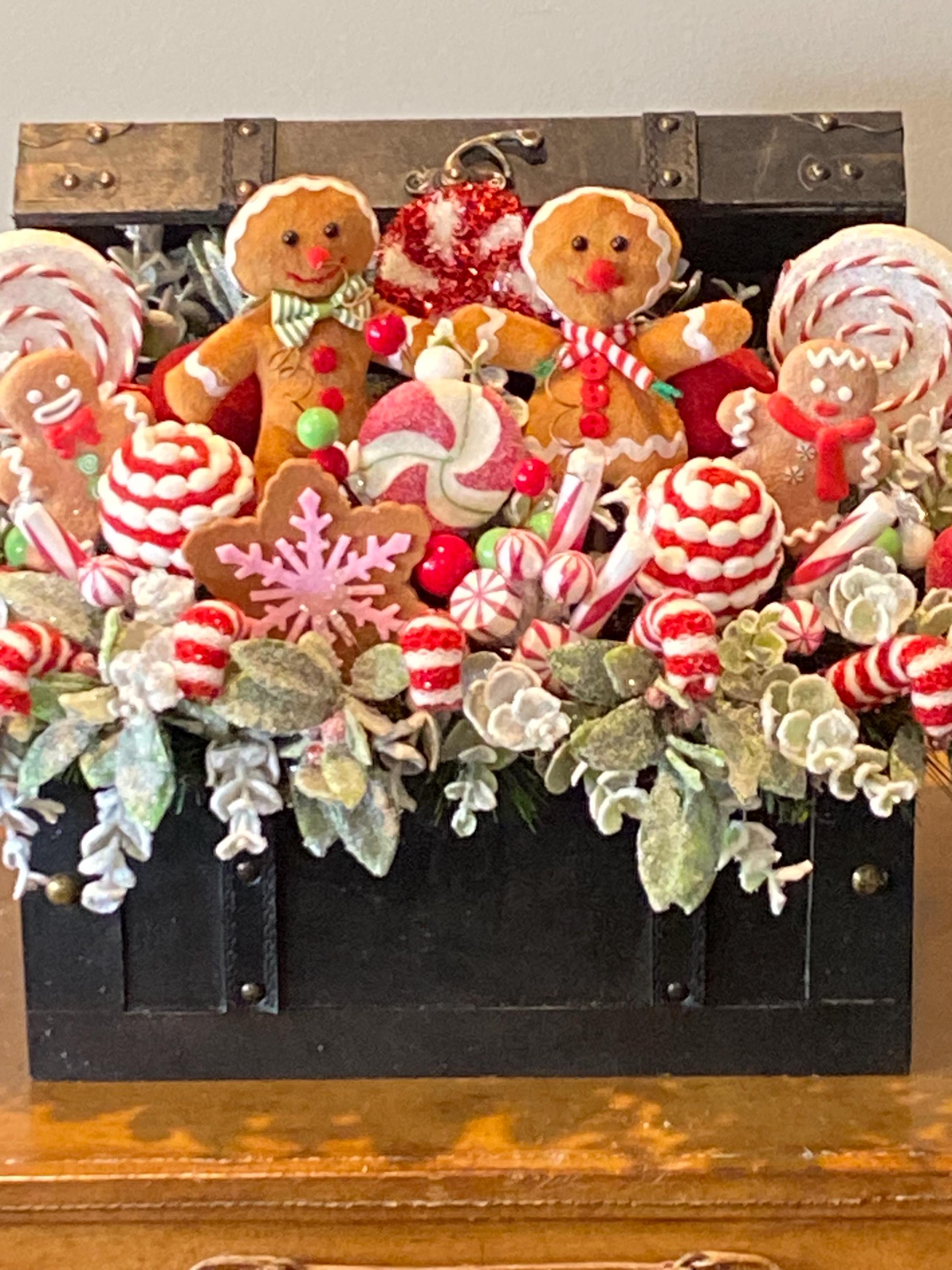 Gingerbread and Christmas Candy Trunk Arrangement, Bright Holiday ...