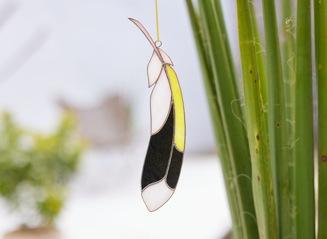 Stained Glass Goldfinch Feather Suncatcher Window Hangings Glass Decor ...