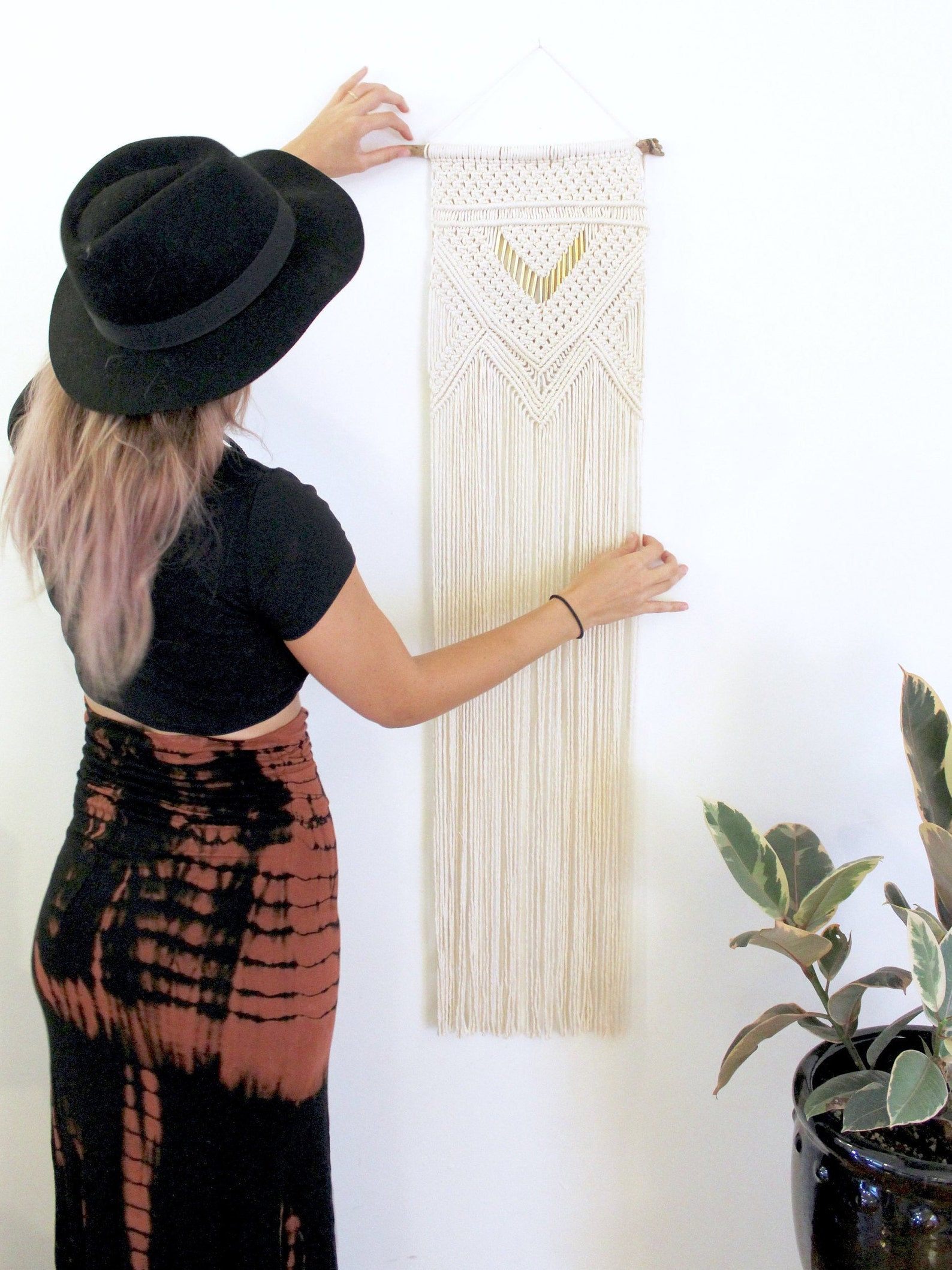 LONG Macrame Wall Hanging Modern Macrame Wall Art Macrame - Etsy
