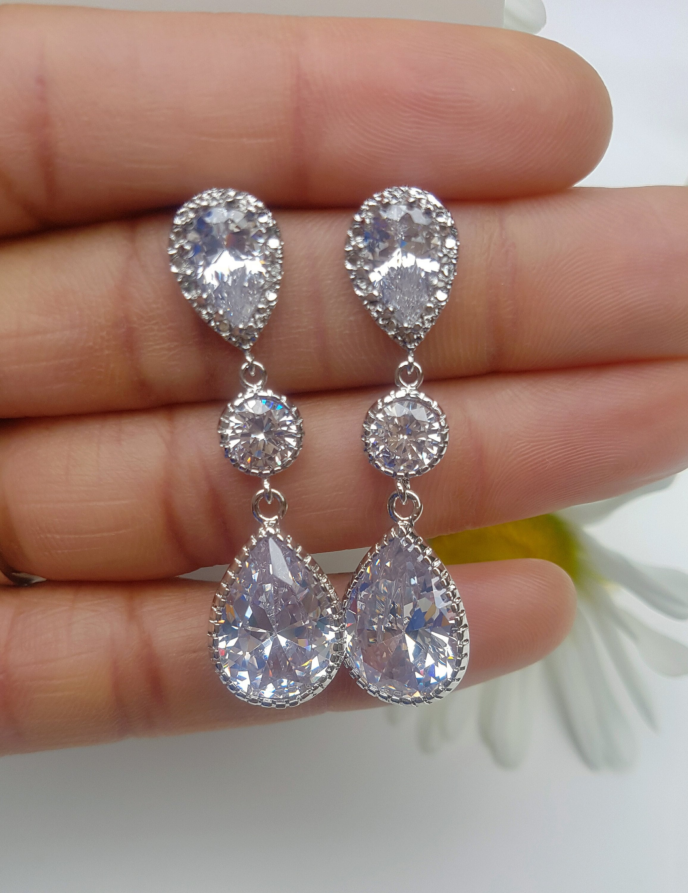 Pendientes de novia pendientes de boda de lágrima de cristal | Etsy