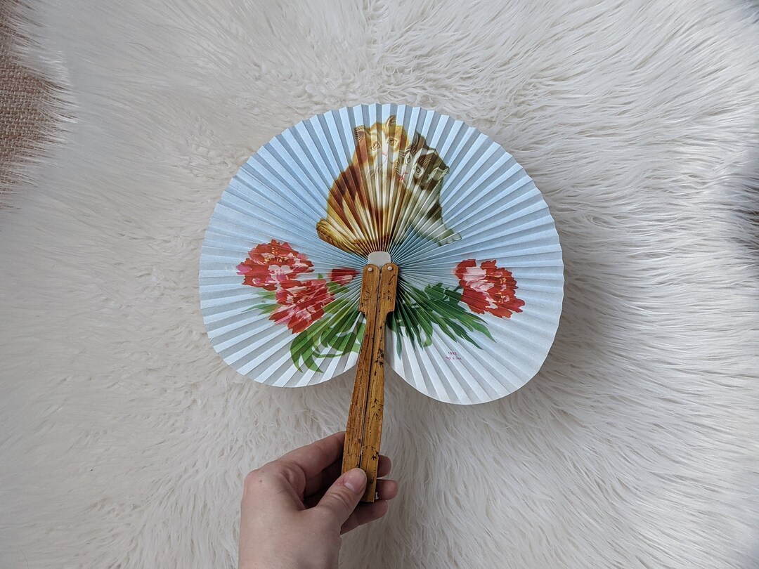 Beautiful Chinese Handfan, Paper Fan With Wooden Handle, Cat and ...