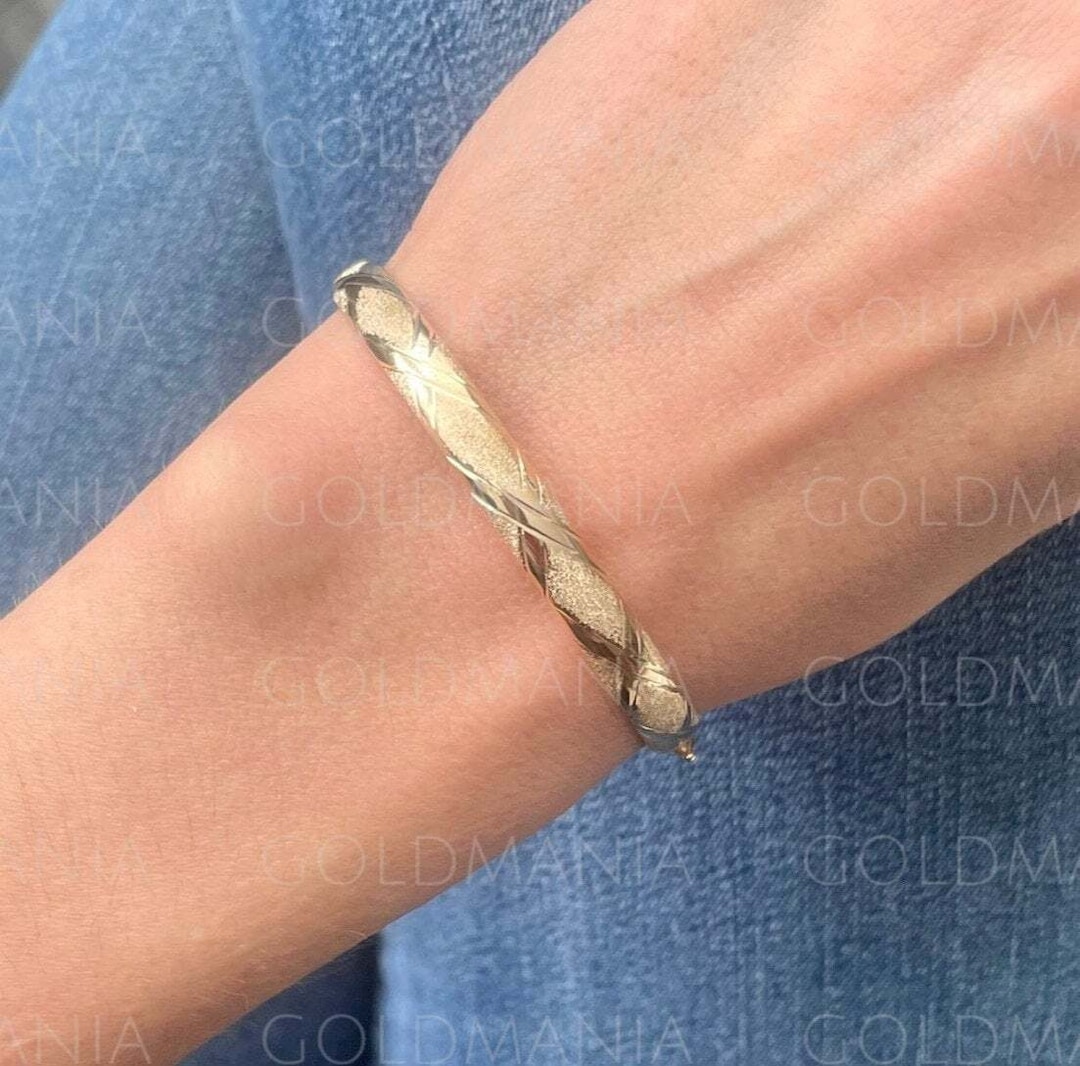 10K Yellow Gold Bangle Bracelet, Polished and Textured, X Pattern, 6mm ...