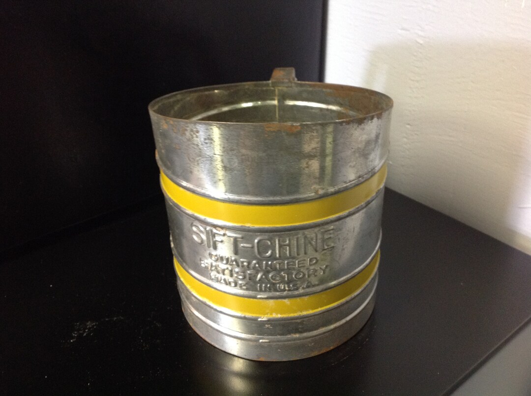 Vintage Sift-chine Yellow and Silver Flour Sifter Kitchen Decor - Etsy