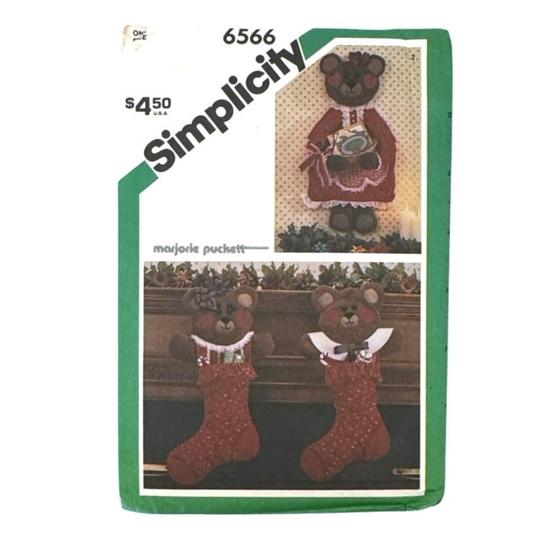 Simplicity Sewing Pattern 6566 Christmas Stockings and Card Holder ...