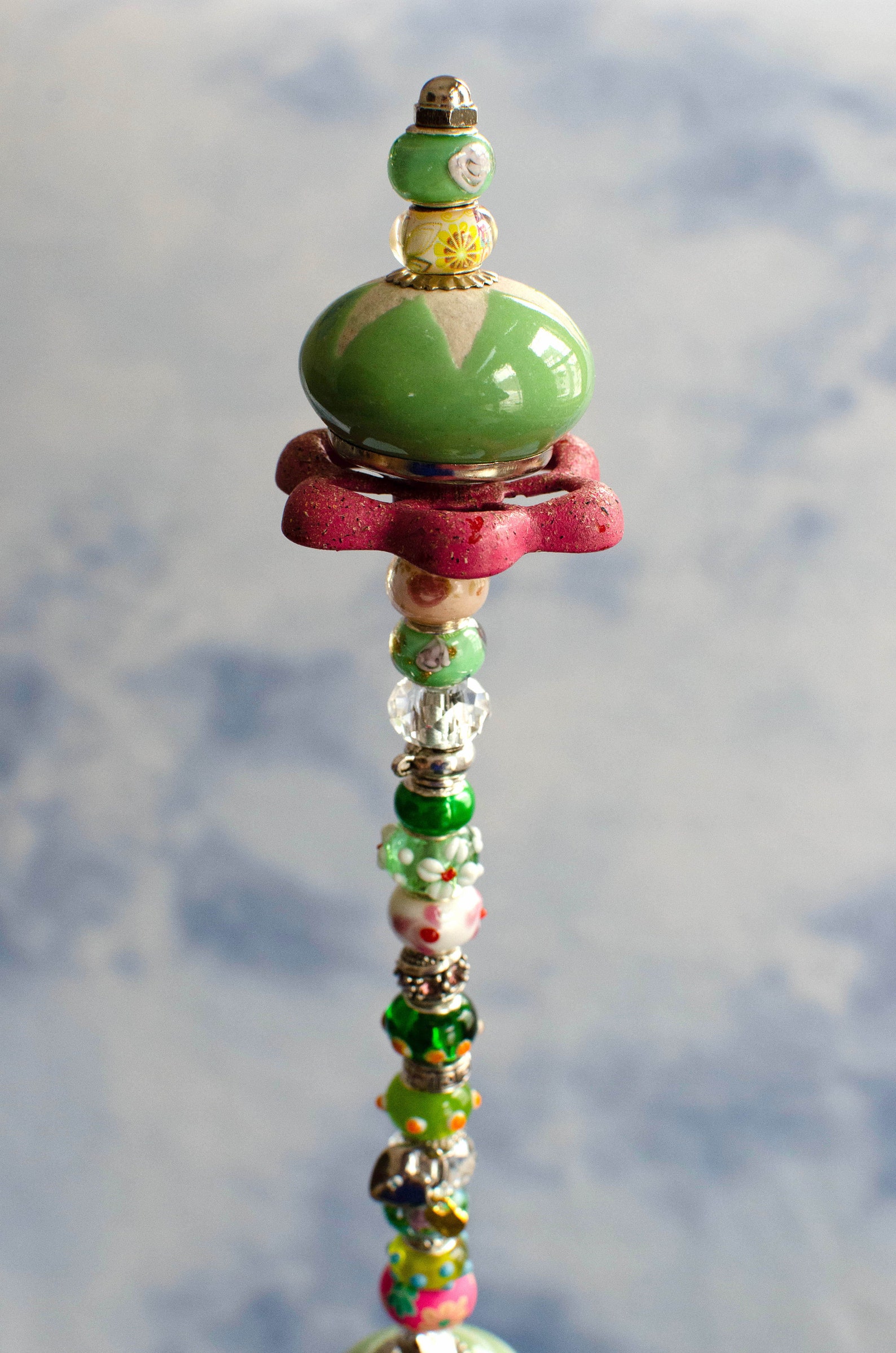 18” Unique Whimsical Beaded Garden Wands With Colorful Knobs & Hose ...