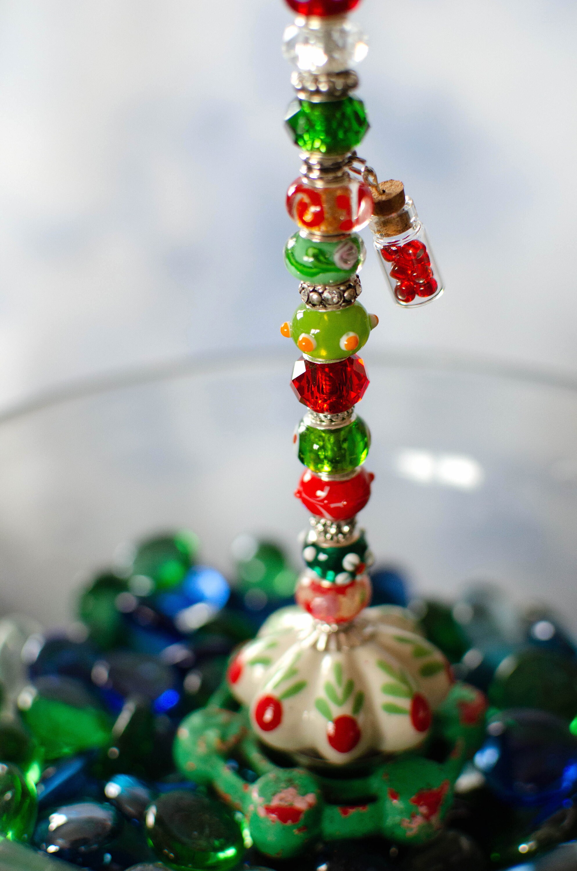 18” Unique Whimsical Beaded Garden Wands With Colorful Knobs & Hose ...