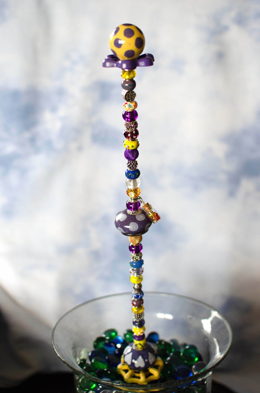 18” Unique Whimsical Beaded Garden Wands With Colorful Knobs & Hose ...