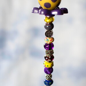 18” Unique Whimsical Beaded Garden Wands With Colorful Knobs & Hose ...