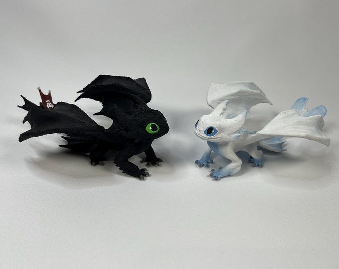Realistic Toothless or Light Fury - Etsy