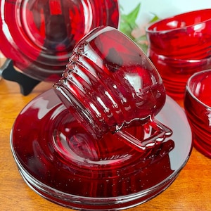 Set of 4 Ruby Red Glass Tea Cups With Saucers - Glass Tea Cups ...