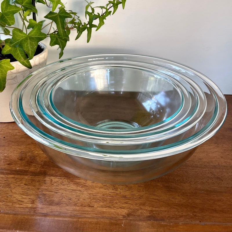 Pyrex Mixing Bowls - Etsy
