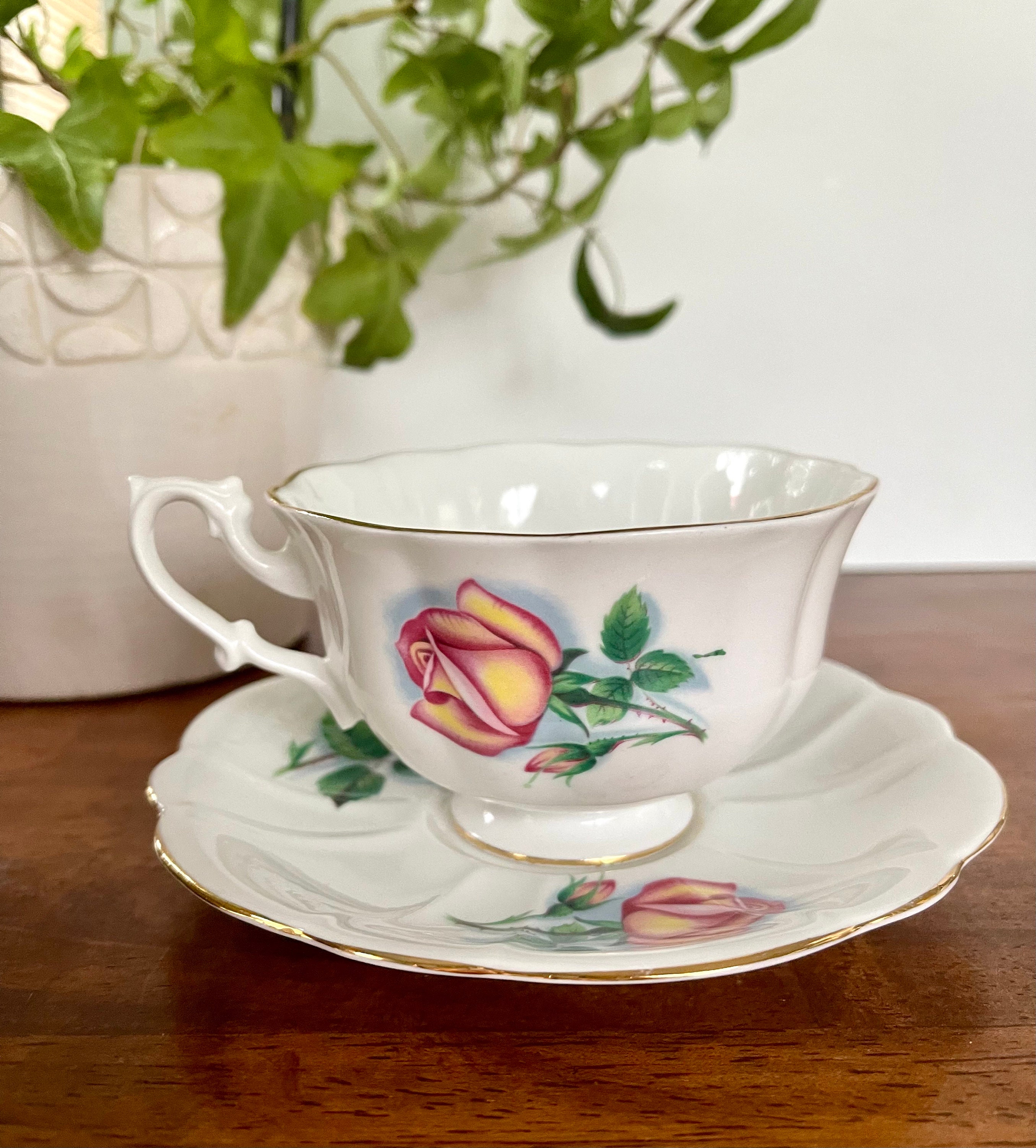 Vintage Shelley Pink Yellow Cabbage Rose Tea Cup & Saucer - Etsy
