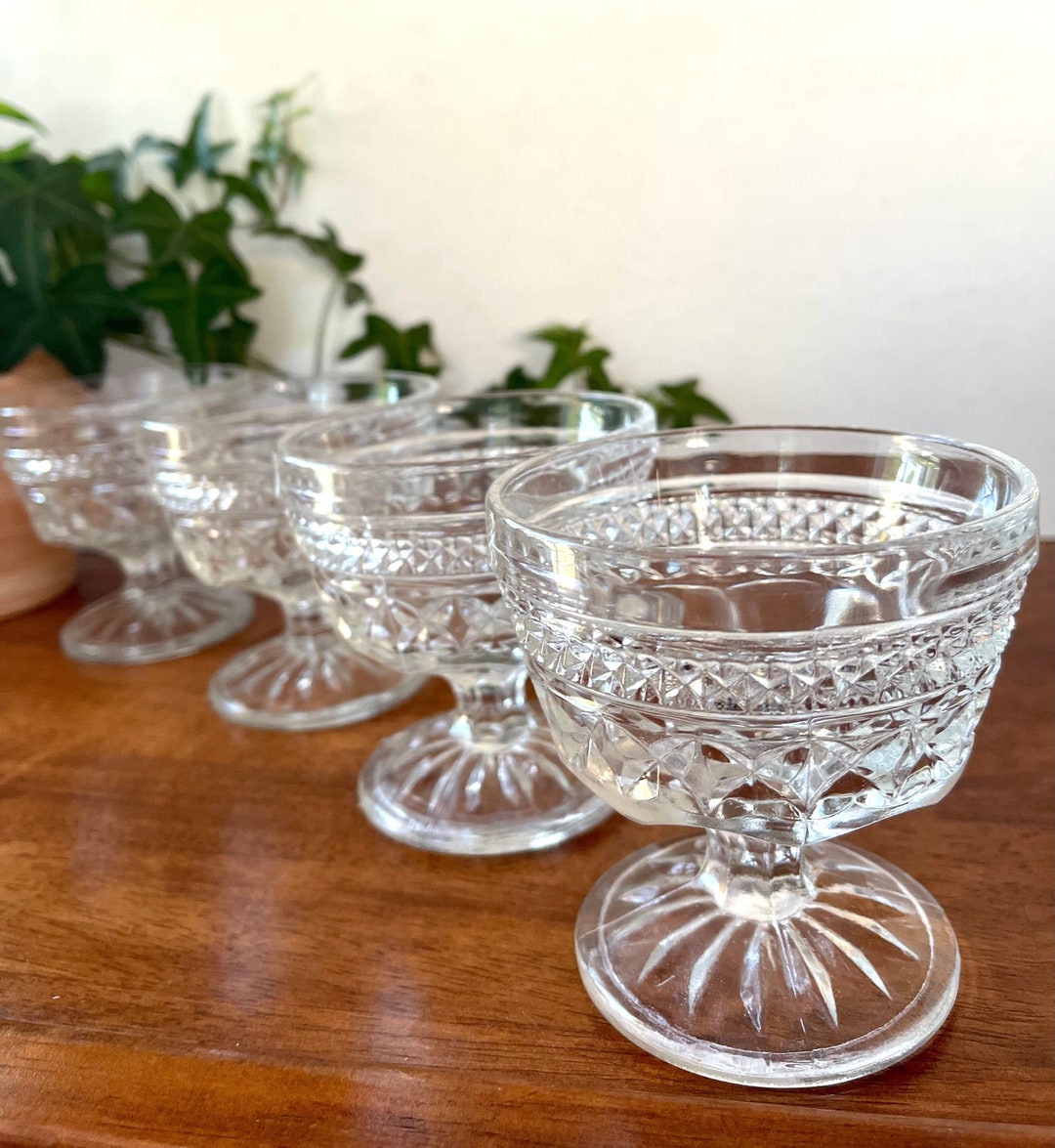 Vintage Wexford Diamond Pattern Glassware: Set of 4 Cocktail Dessert ...