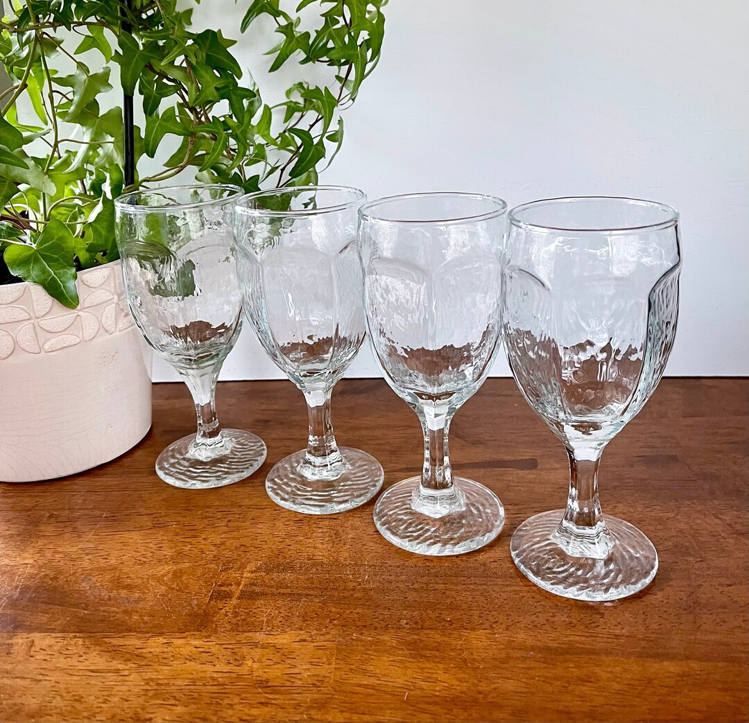 Set of 4 Libbey Chivalry Clear Glass Wine Goblets, Textured Glasses ...