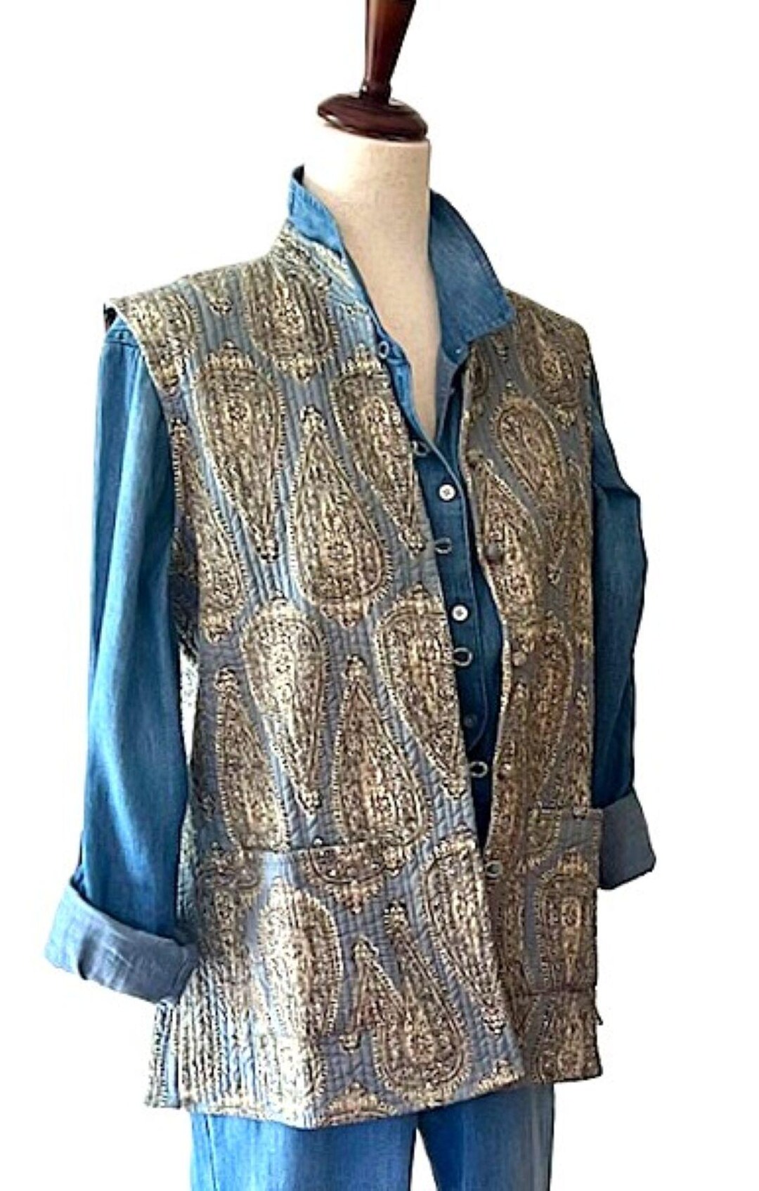 Kantha Quilted Vest. Handmade, Stylish, and Reversible. - Etsy