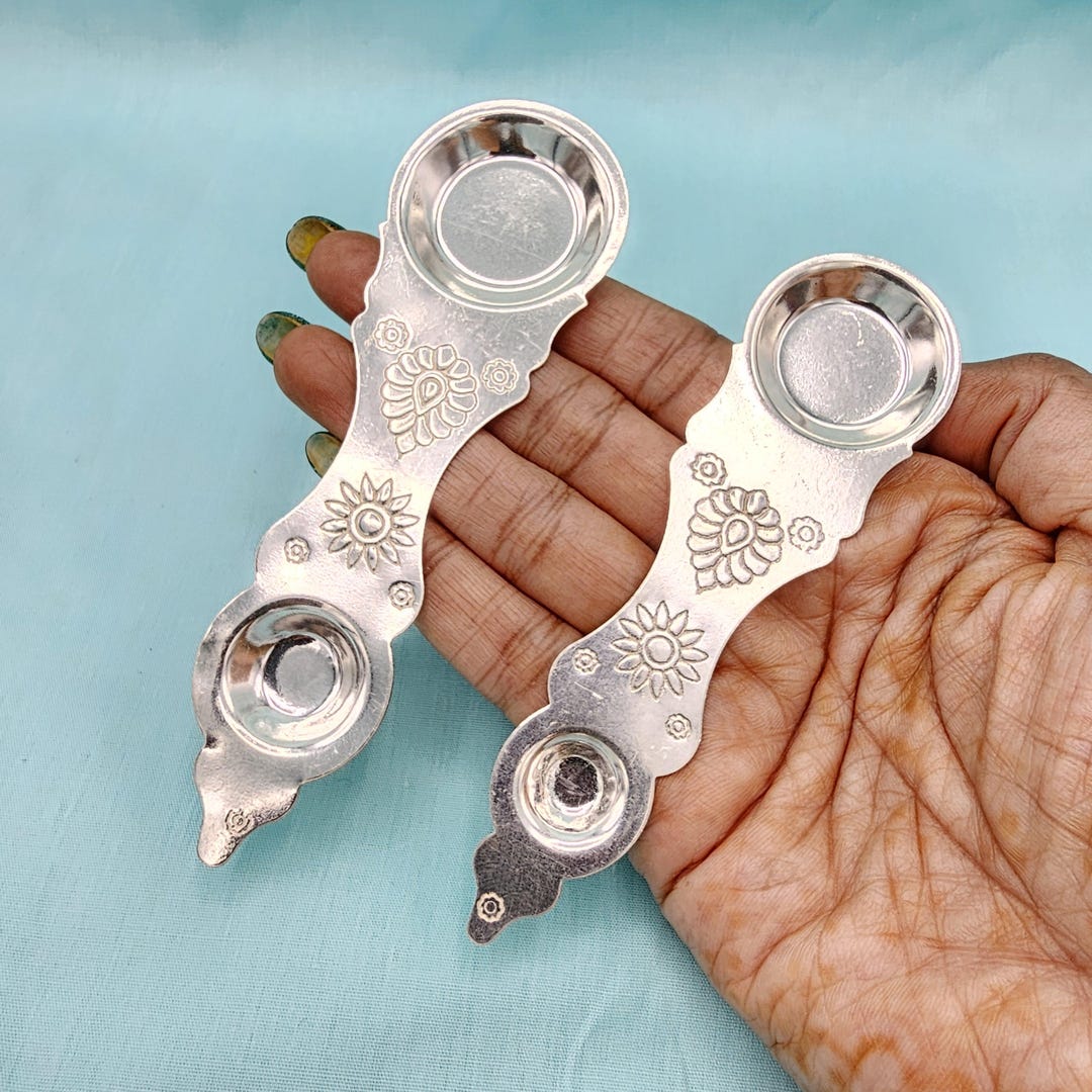 Silver Aarthi Karpooram Holder, 2 Sizes Holders,silver Pooja Items ...