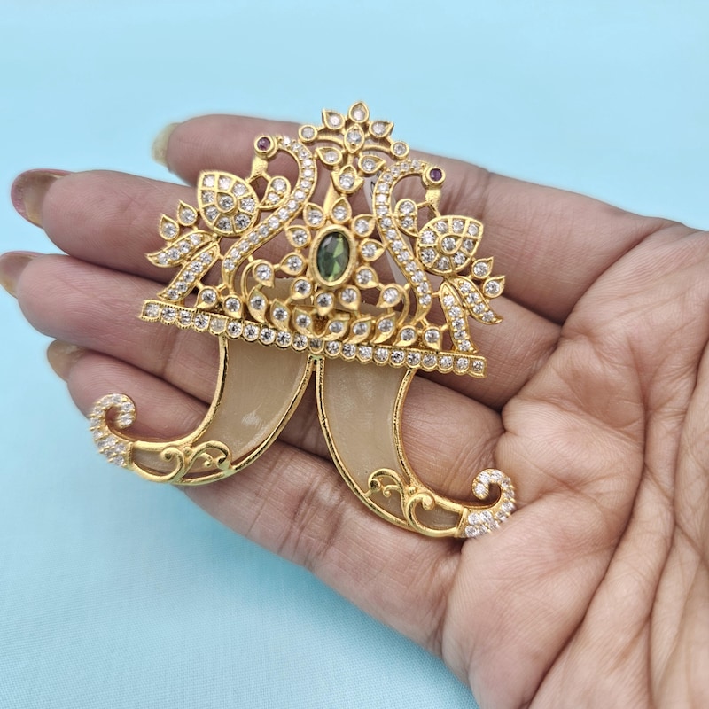 Custom 22k Gold Pendants - Etsy