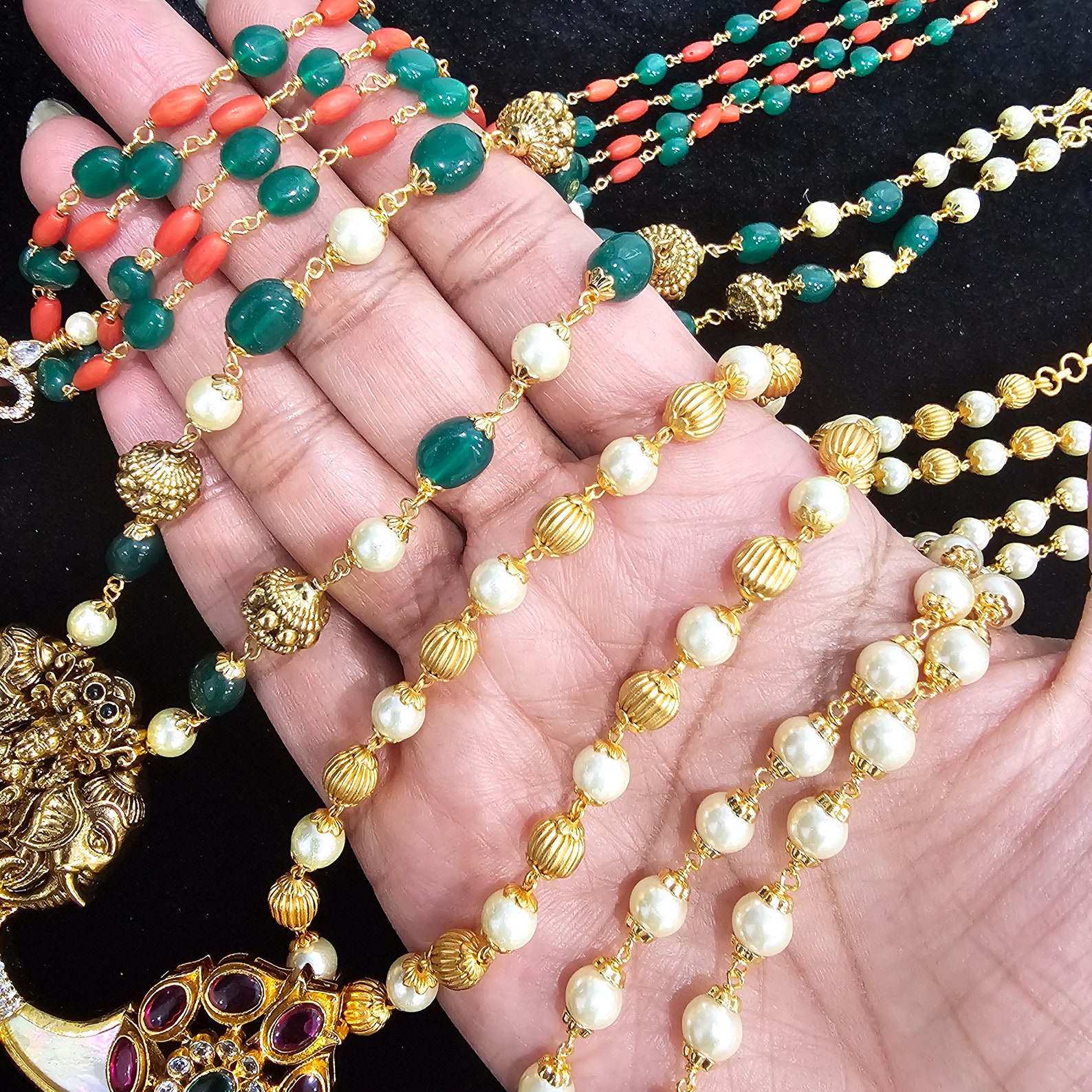 Puligoru Pendant With Chain, Indian Traditional Pendant With Semi ...