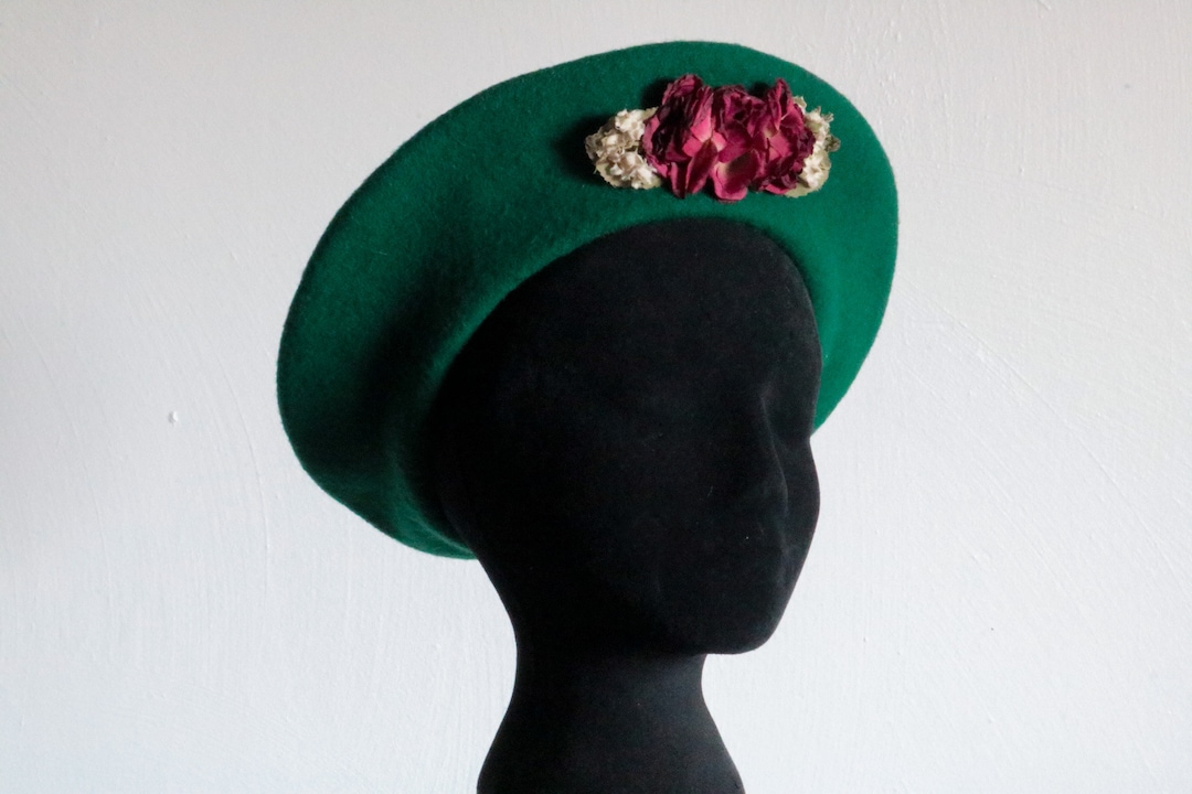Vintage Green Beret With Silk Flower Embellishment - Etsy