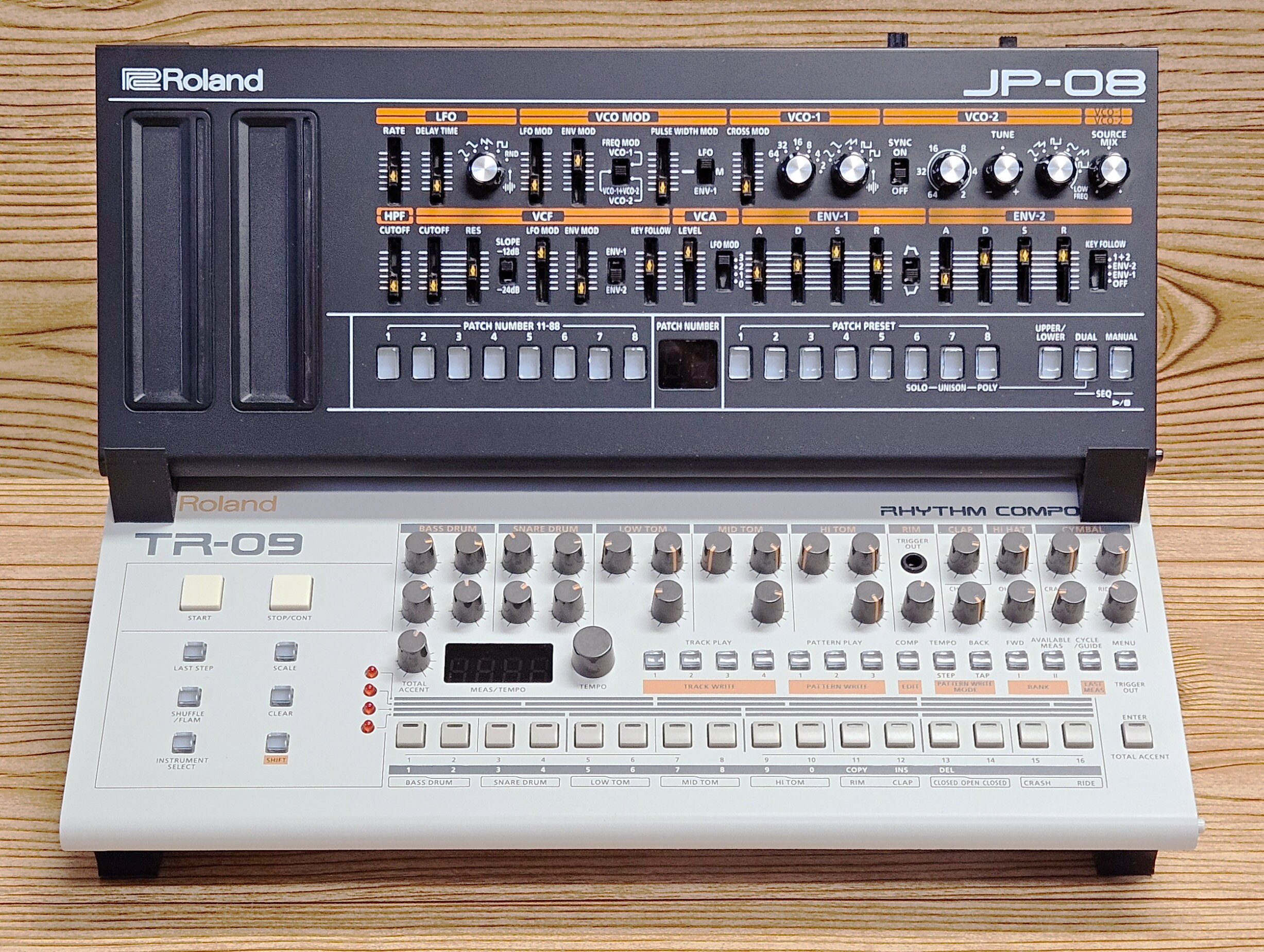 2 Tier 3D Printed Desktop Mounting Stand for Roland Boutique Series A ...