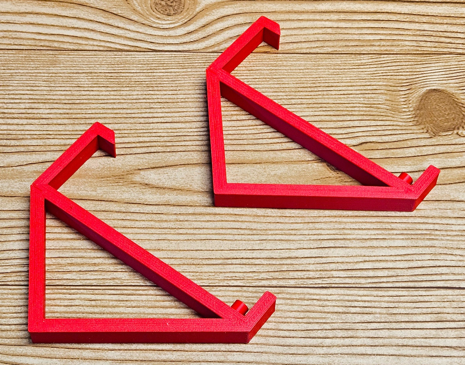 USA Made 35 Degree Red Angled Stands for Roland MC-101 Groovebox ...