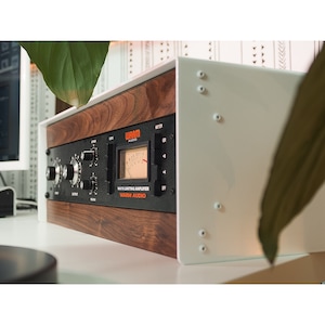 2U Rack WHITE Color Desktop Rack Walnut Wood Metal Studio Rack ...