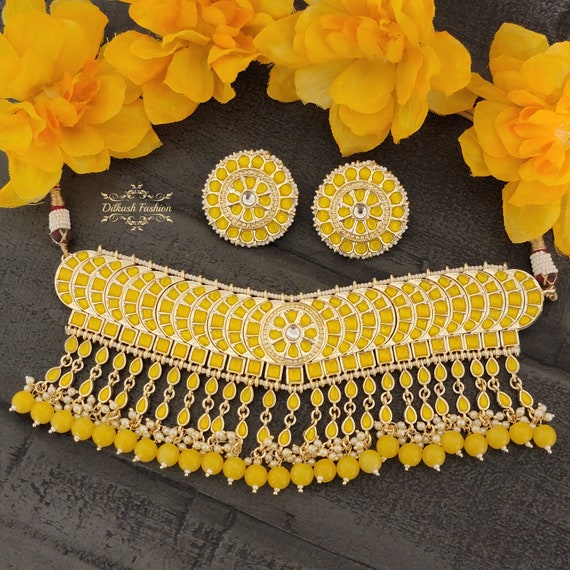 Yellow fashion jewelry set store