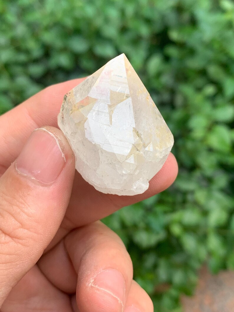 30g Natural Clear Castle Crystal/pyramid Quartz Point/pakistan Castle ...