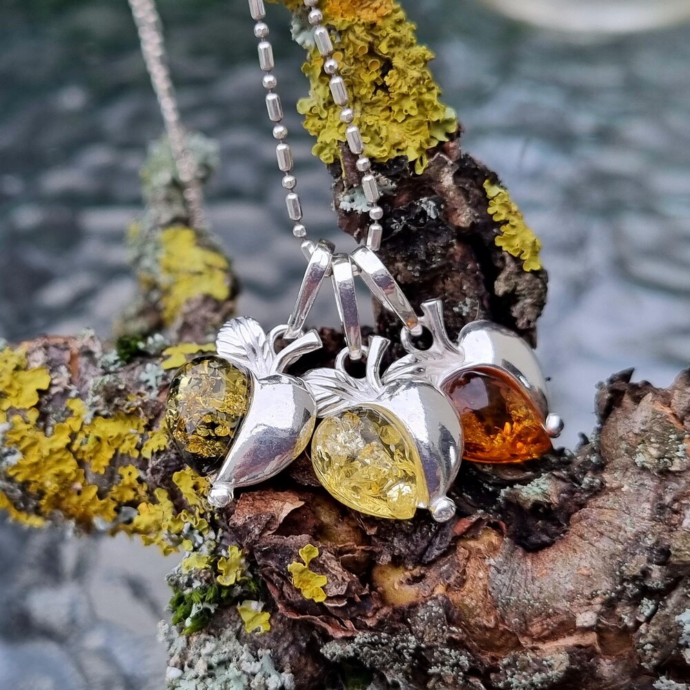 AmberQueenTales - Etsy
