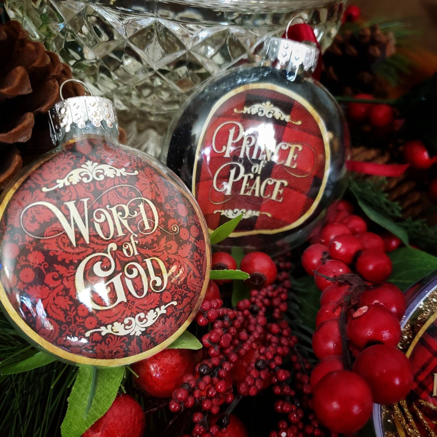 36 Printable Ornament Designs Red Gold Black Advent Christmas Tree 36-printable-ornament-designs-red-gold-black-advent-christmas-tree