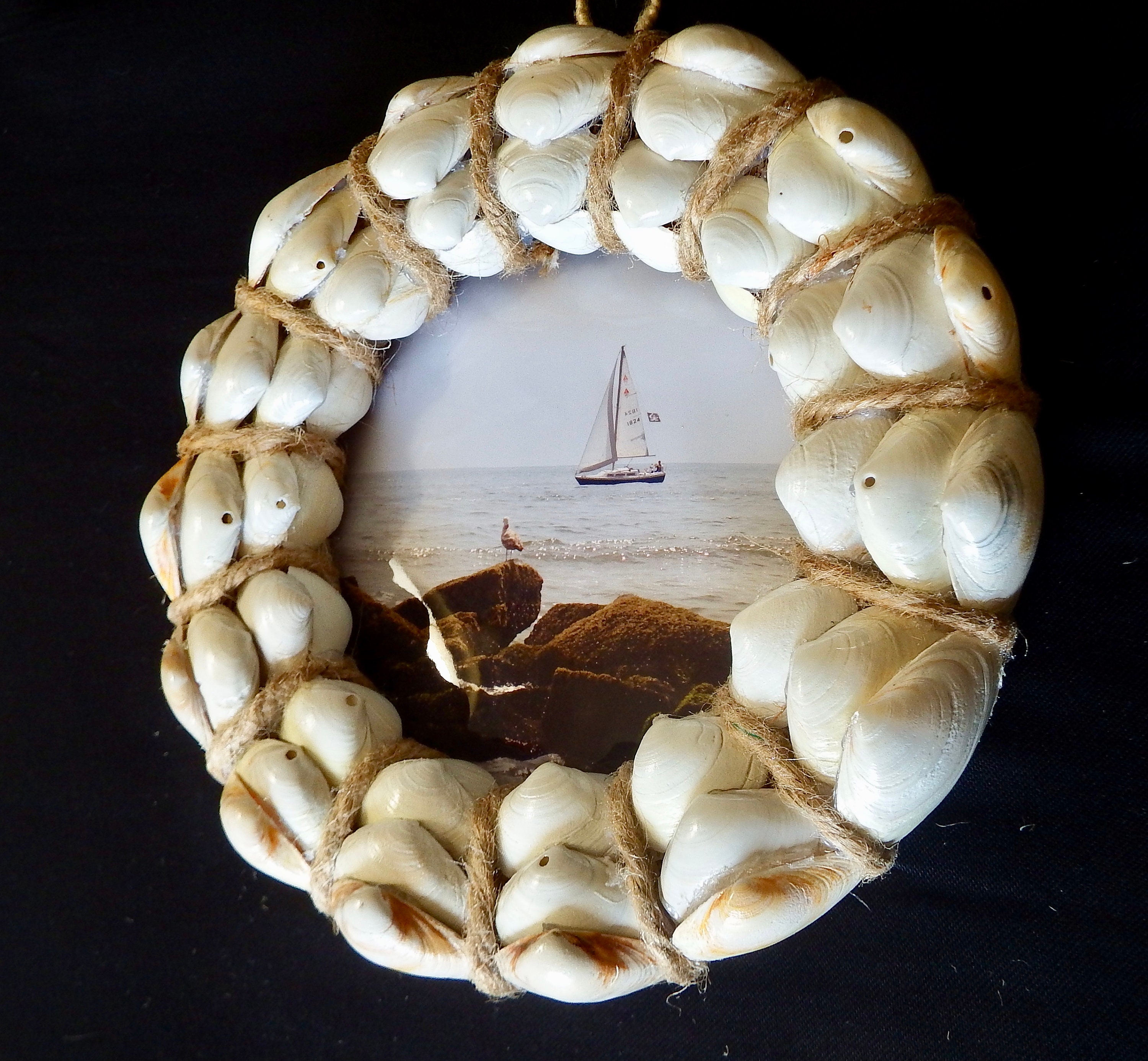 10 Inch Handmade, Seashell & Rope Wreath With Original Picture - Etsy