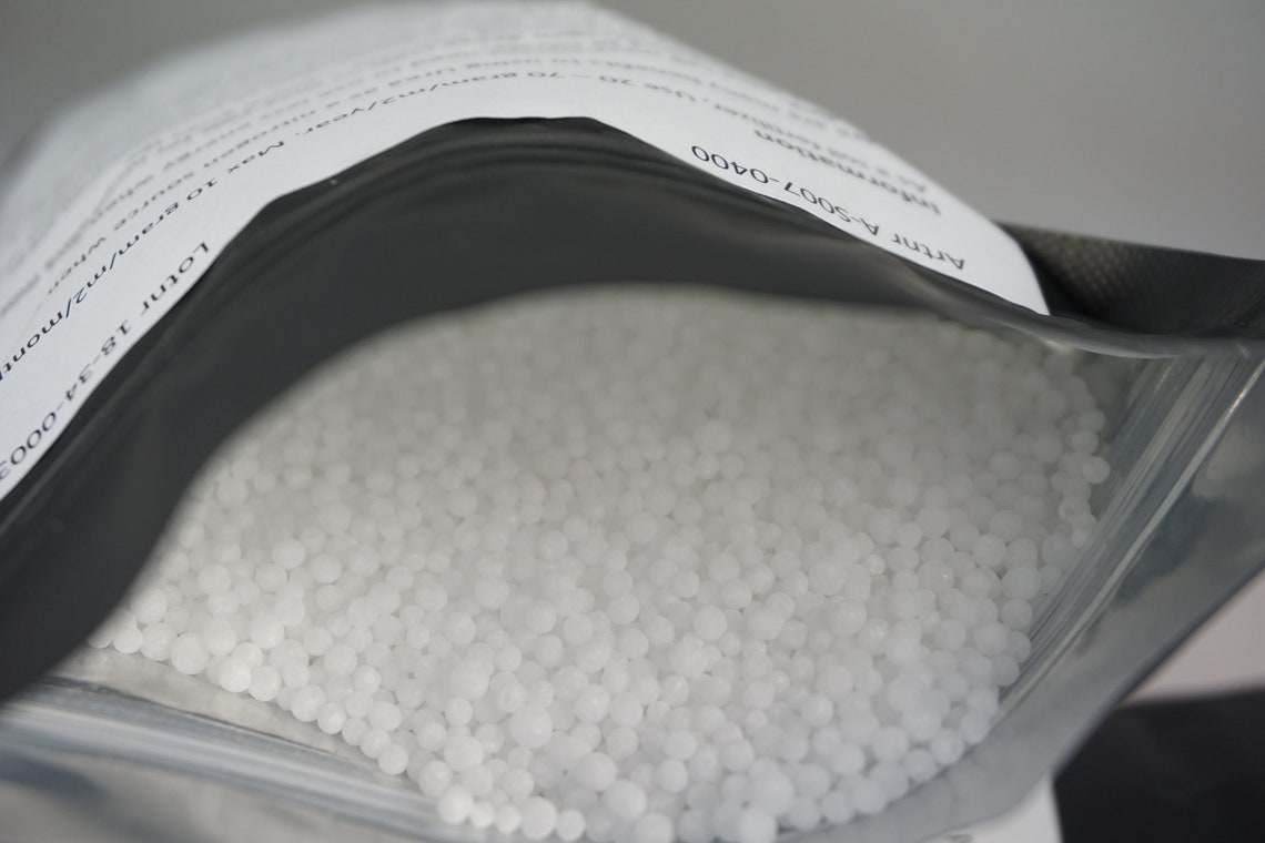 UREA Fertilizer, 400 G swedish Grade for Gardening and Spirulina ...