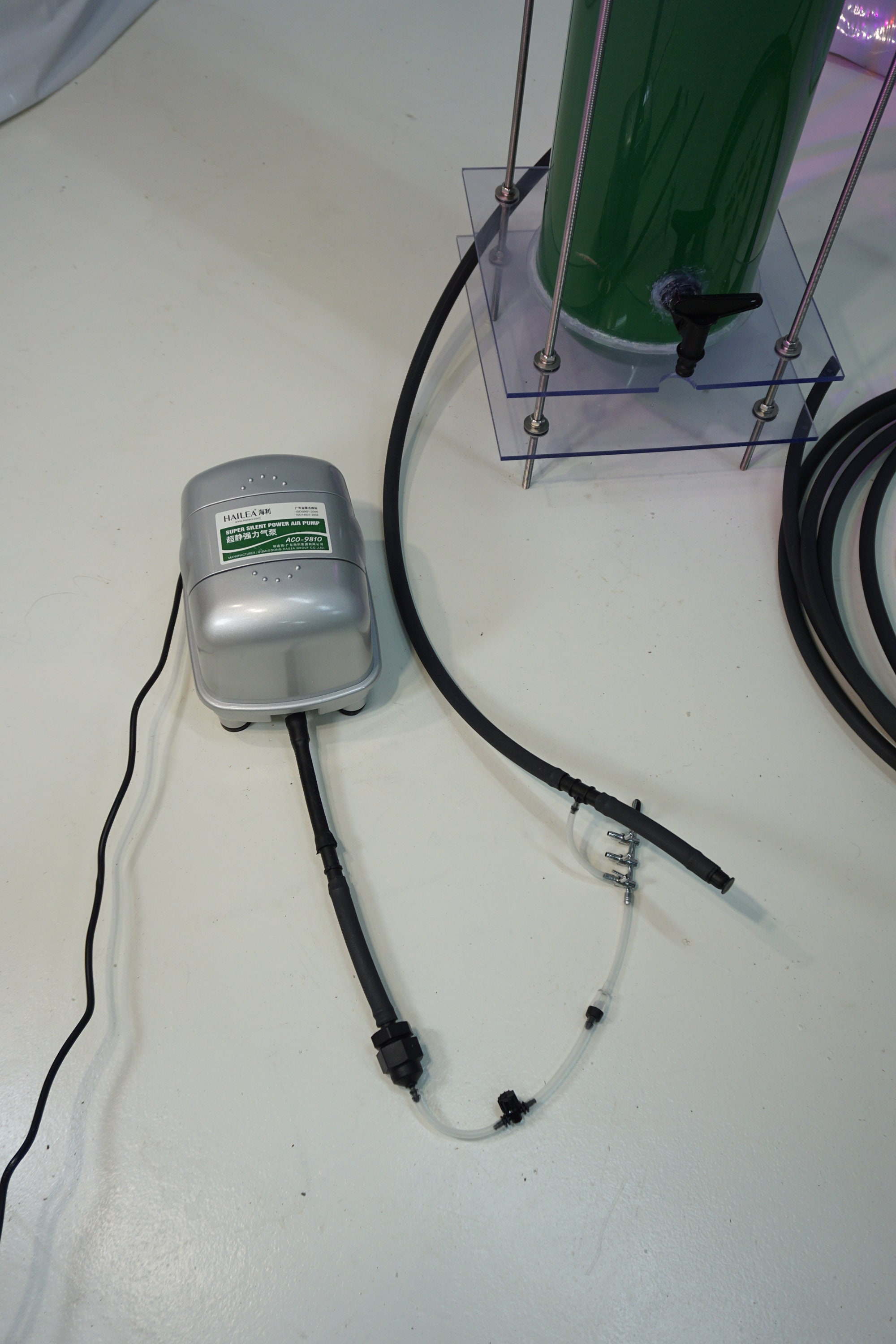 Photobioreactor (30 Liter / 7.9 US Gallons) for Home Cultivation of ...