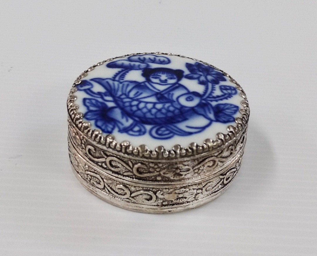 Vintage Chinese Silver-plated Round Small Trinket Jewelry Ring Box,hand ...