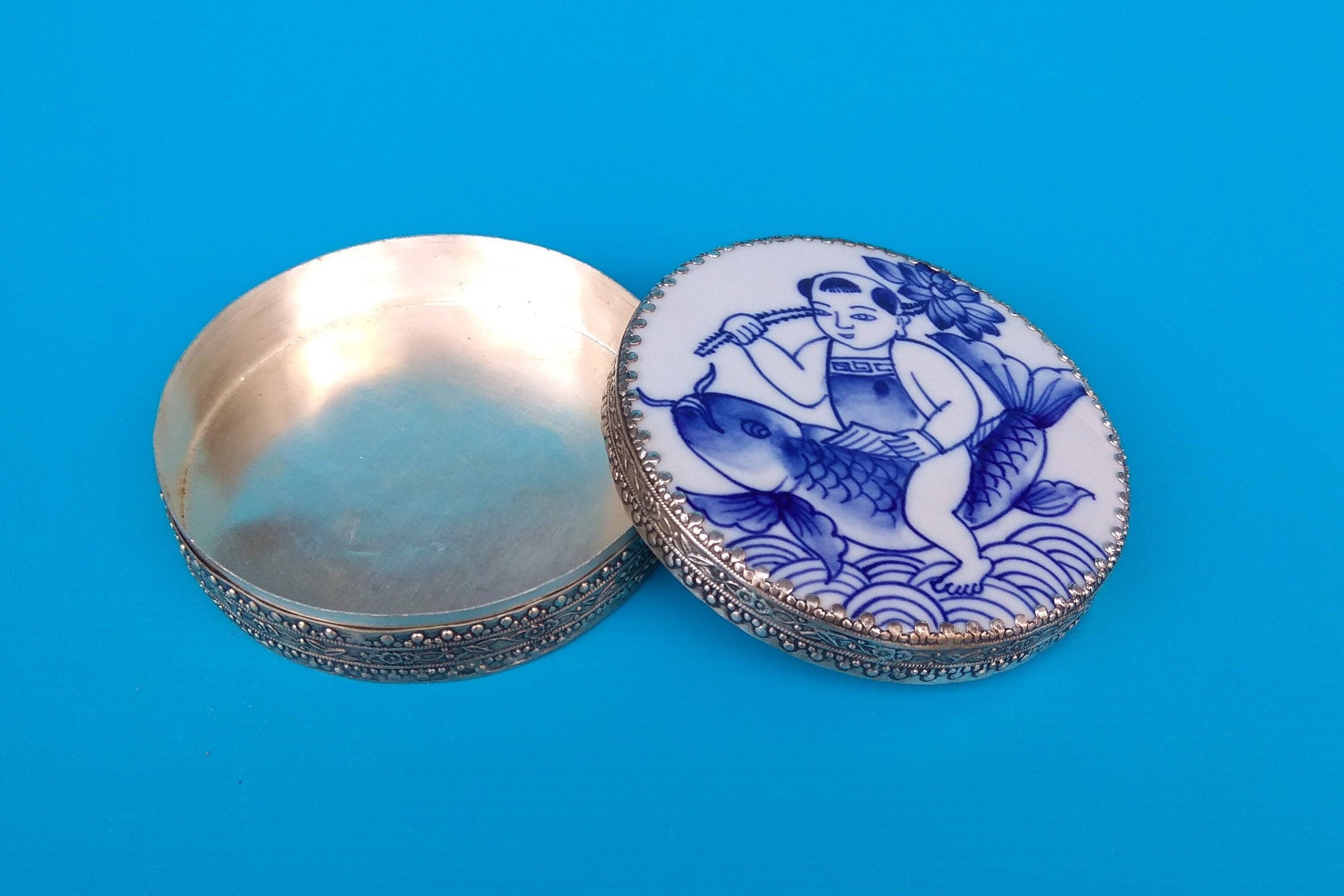 Vintage Chinese Silver-plated Big Round Trinket Jewelry Ring Box,hand ...