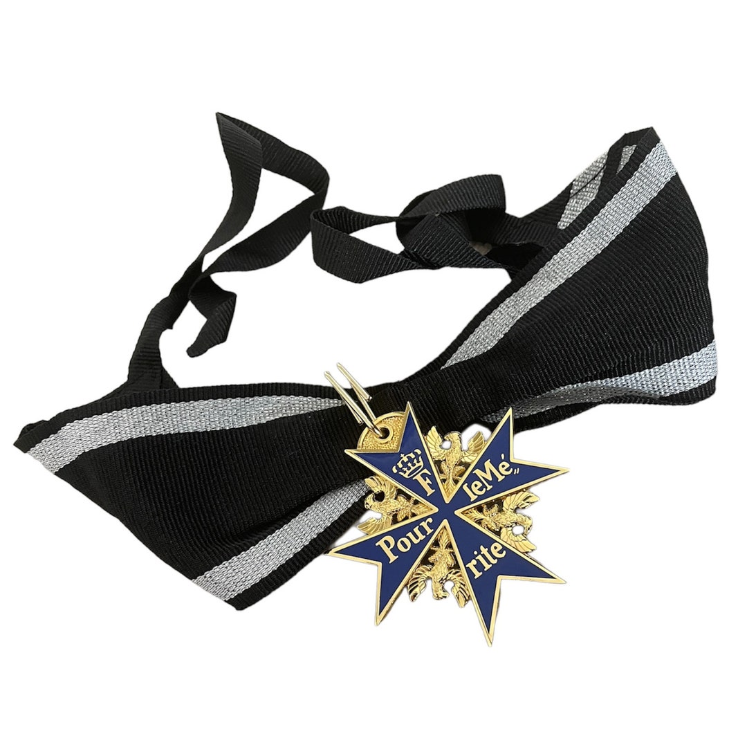 WW1 Repro German Prussian Blue Max Medal Pour Le Merite Military Award ...