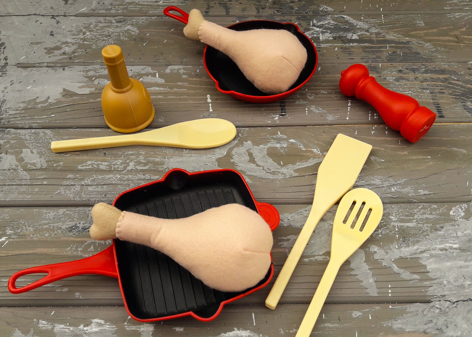 Drumsticks chicken leg play food felt food pretend play | Etsy