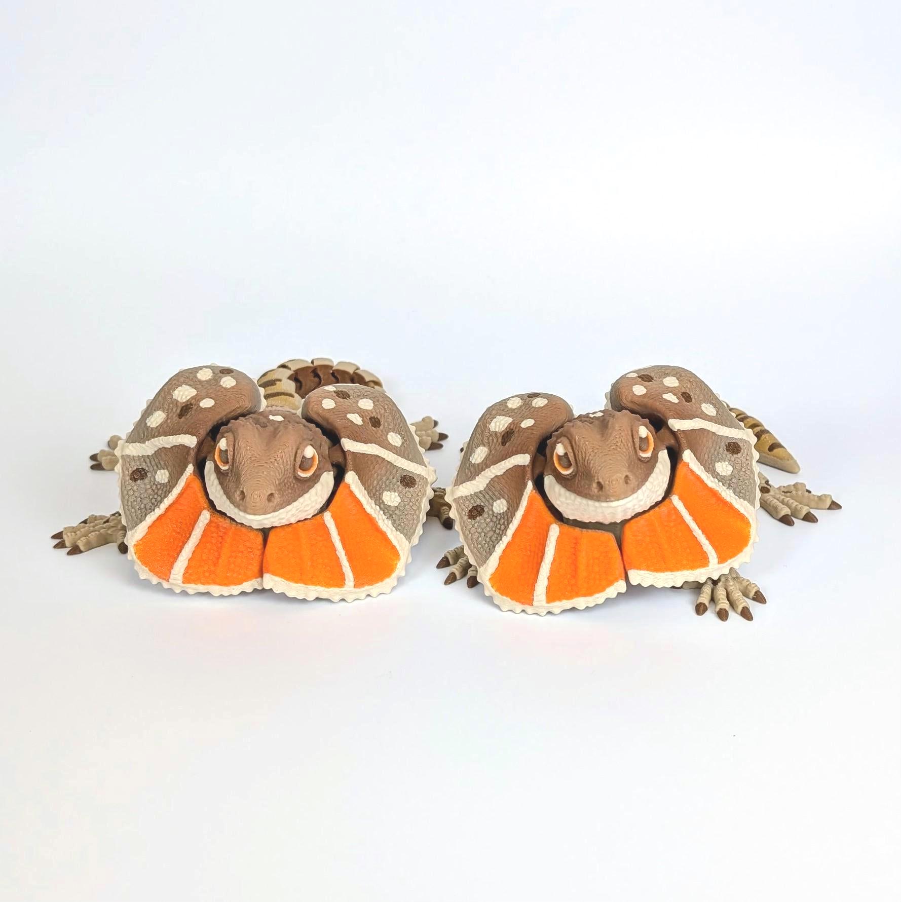 3D Printed Frilled Neck Lizard, Articulated Frill Dragon, Poseable ...