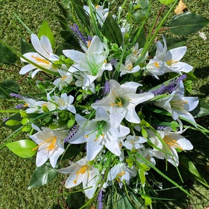 Silk Lily Graveside Flower Arrangement Memorial Flower Tribute With ...