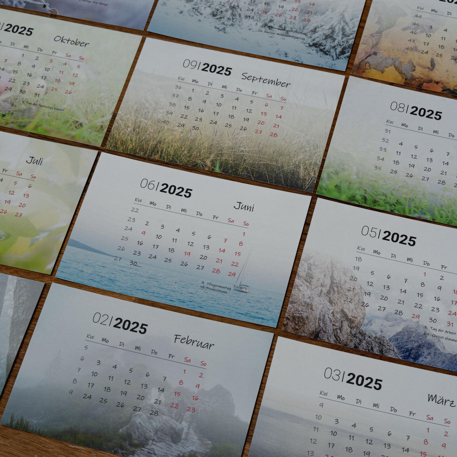 Desk Calendar 2025 Digital Photo Calendar to Download Minimalistic ...